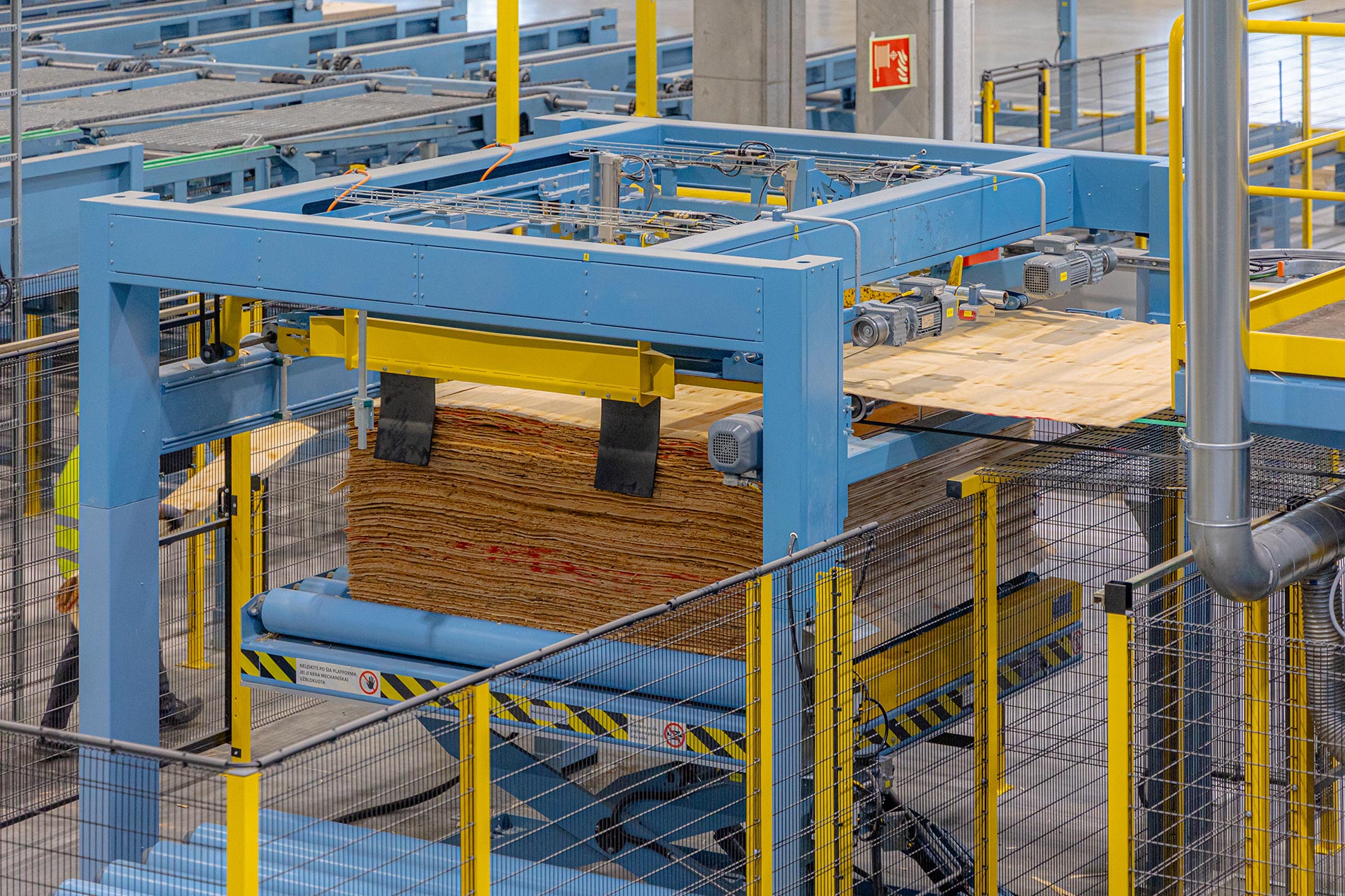 LVL production process - VMG Lignum