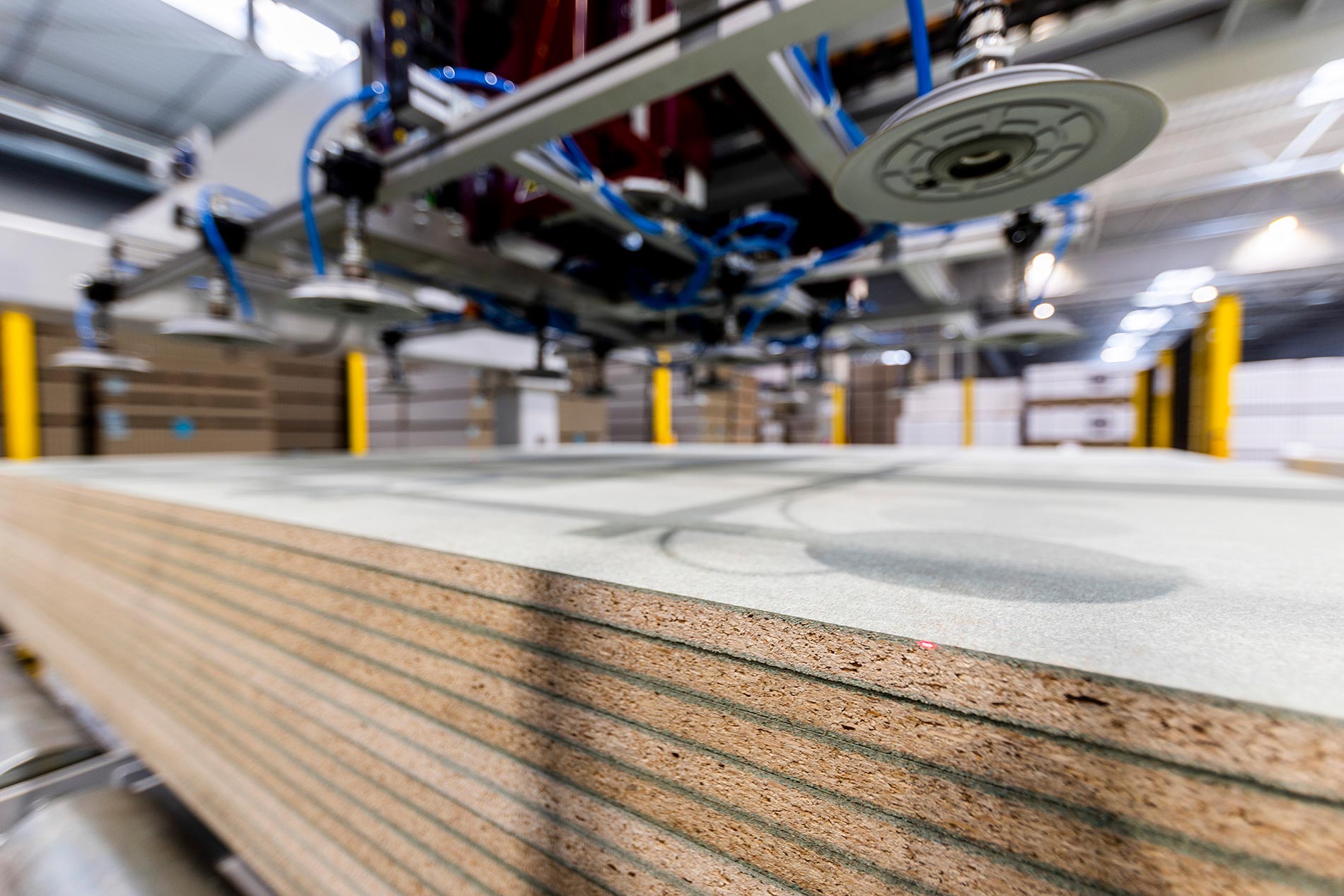 Structural particle boards production process - VMG Lignum