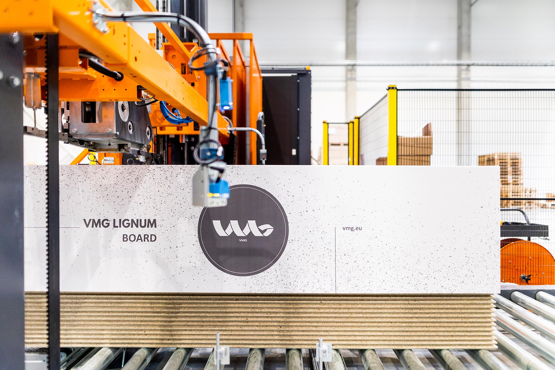 Structural particle boards production process - VMG Lignum